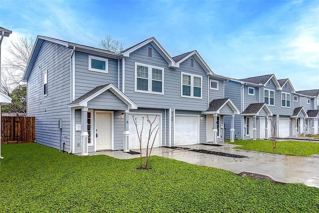 8105 W Corinth St #B, Houston, TX 77051 | Zillow