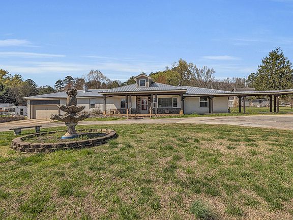 829 Mission Ridge Rd, Rossville, GA 30741 | MLS #1377922 | Zillow