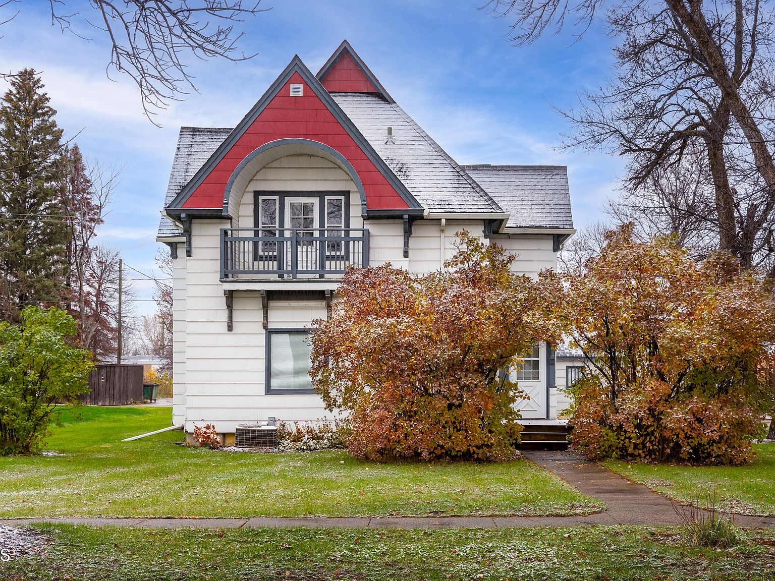 1207 Park Ave NE, Cooperstown, ND 58425 | MLS #4010534 | Zillow