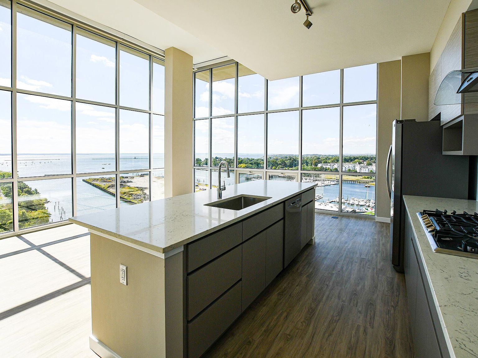 2 Harbor Point Rd #107, Stamford, CT 06902 | Zillow