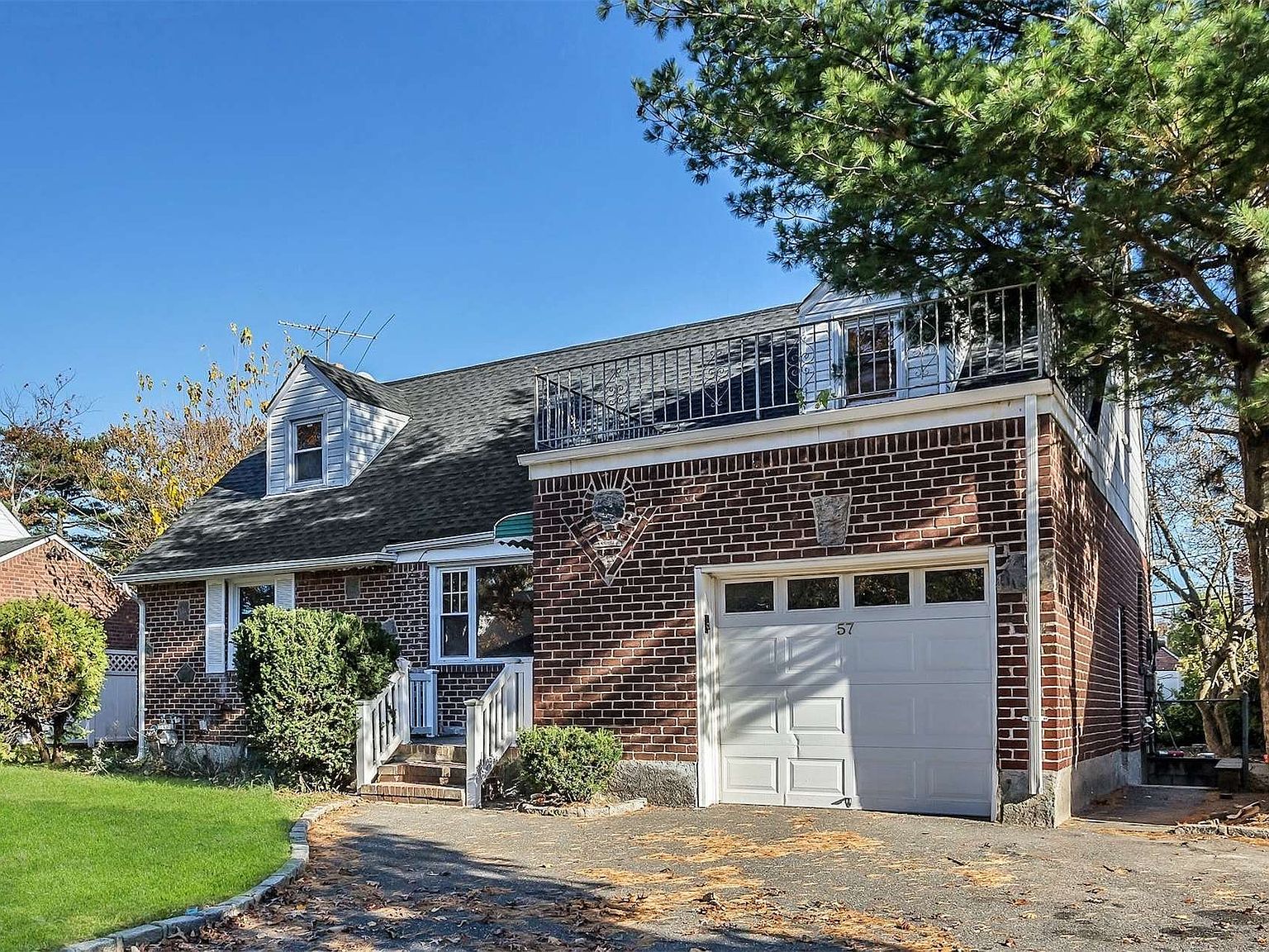 57 Newburgh Street, Elmont, NY 11003 | Zillow