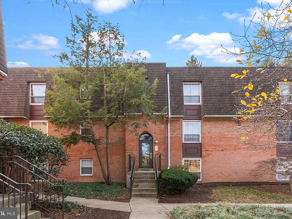 4000 Gypsy Ln Philadelphia PA | Zillow