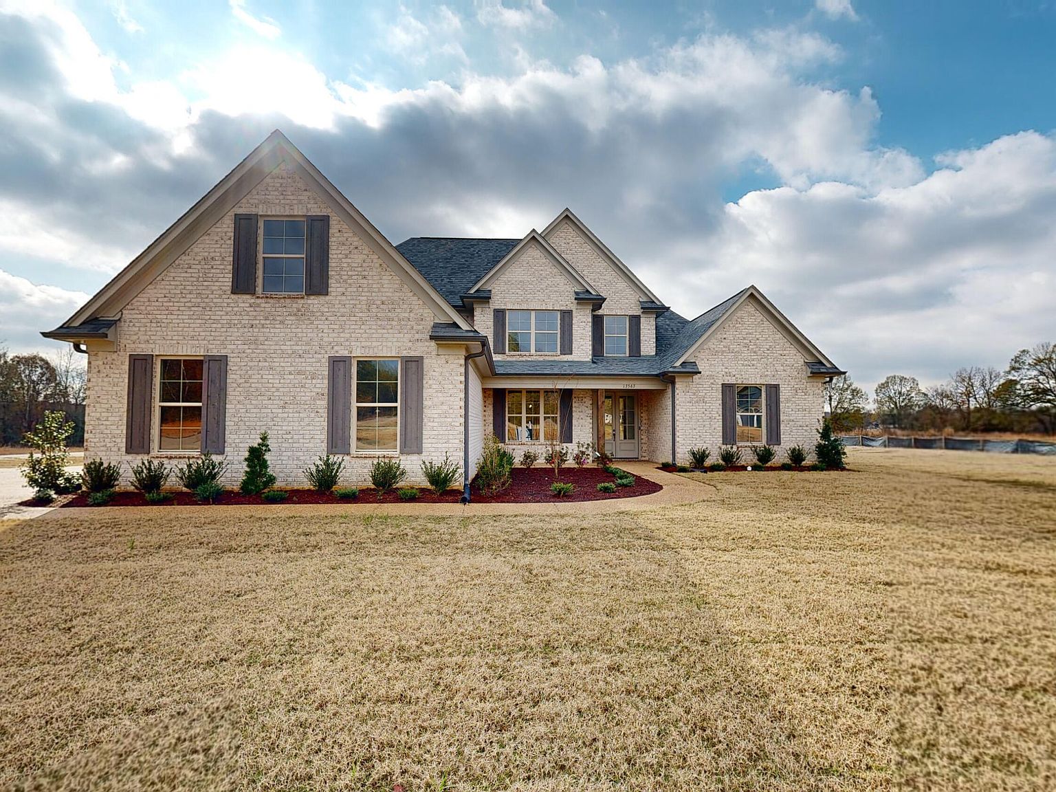 13563 Pebble Ridge Dr, Byhalia, MS 38611 | Zillow
