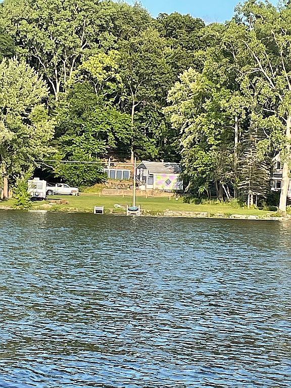 11280 Patterson Lake Dr, Pinckney, MI 48169 | Zillow