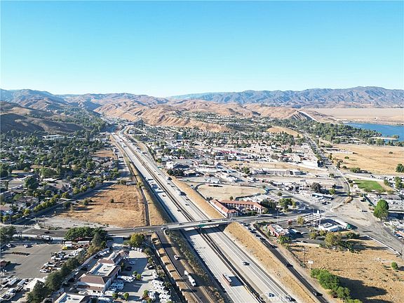 31426 N The Old Rd, Castaic, CA 91384 | MLS #SR24206186 | Zillow