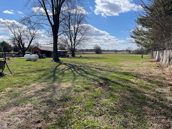 17245 N 200 E, Summitville, IN 46070 | Zillow