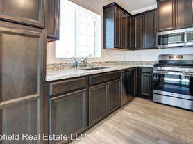 20 Barbara Ln Las Vegas, NV, 89183 - Apartments for Rent | Zillow