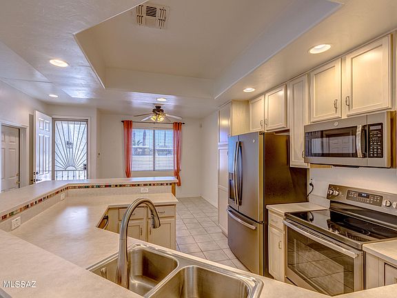 6105 W Red Sky Cir, Tucson, AZ 85713 | Zillow