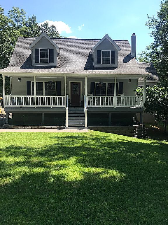 302 Lower Chipmunk Ct, Bushkill, PA 18324 | Zillow