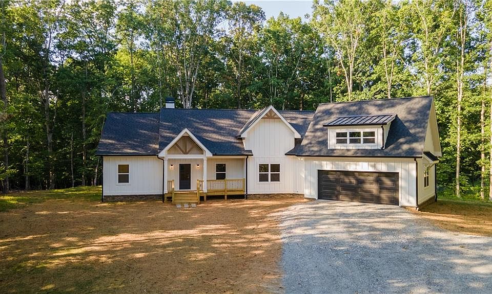 2710 Castleberry Bridge Rd, Dawsonville, GA 30534 | MLS #7431182 | Zillow