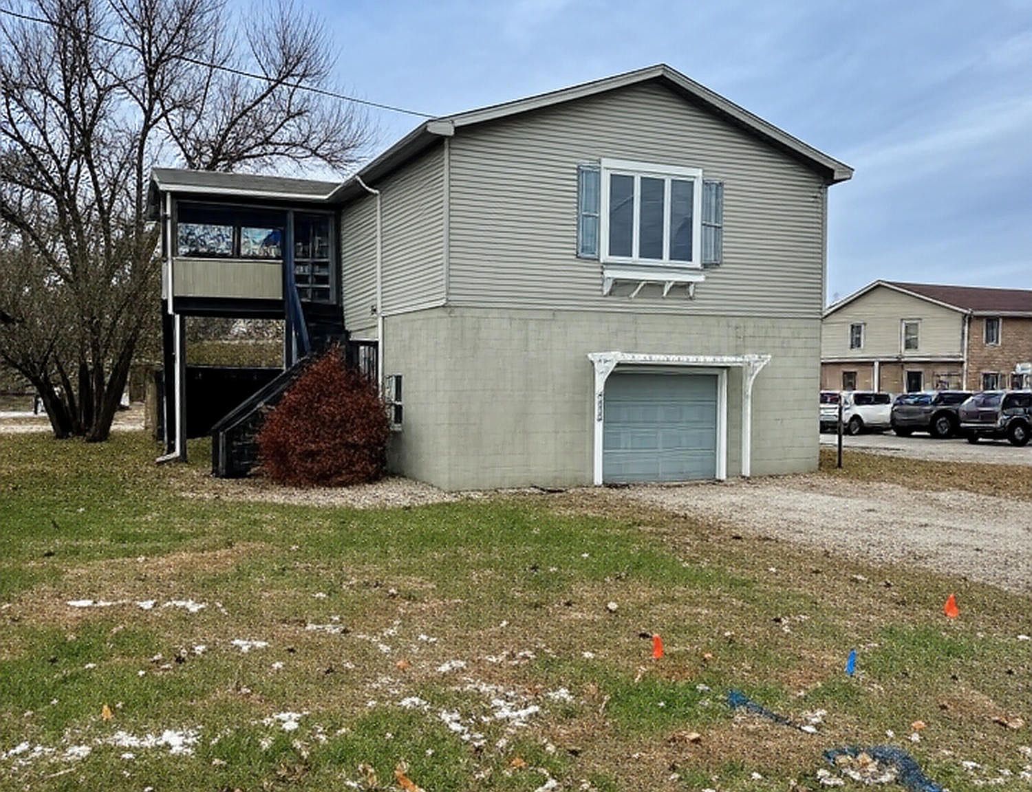 548 E 7th St, Clinton, IN 47842 | Zillow