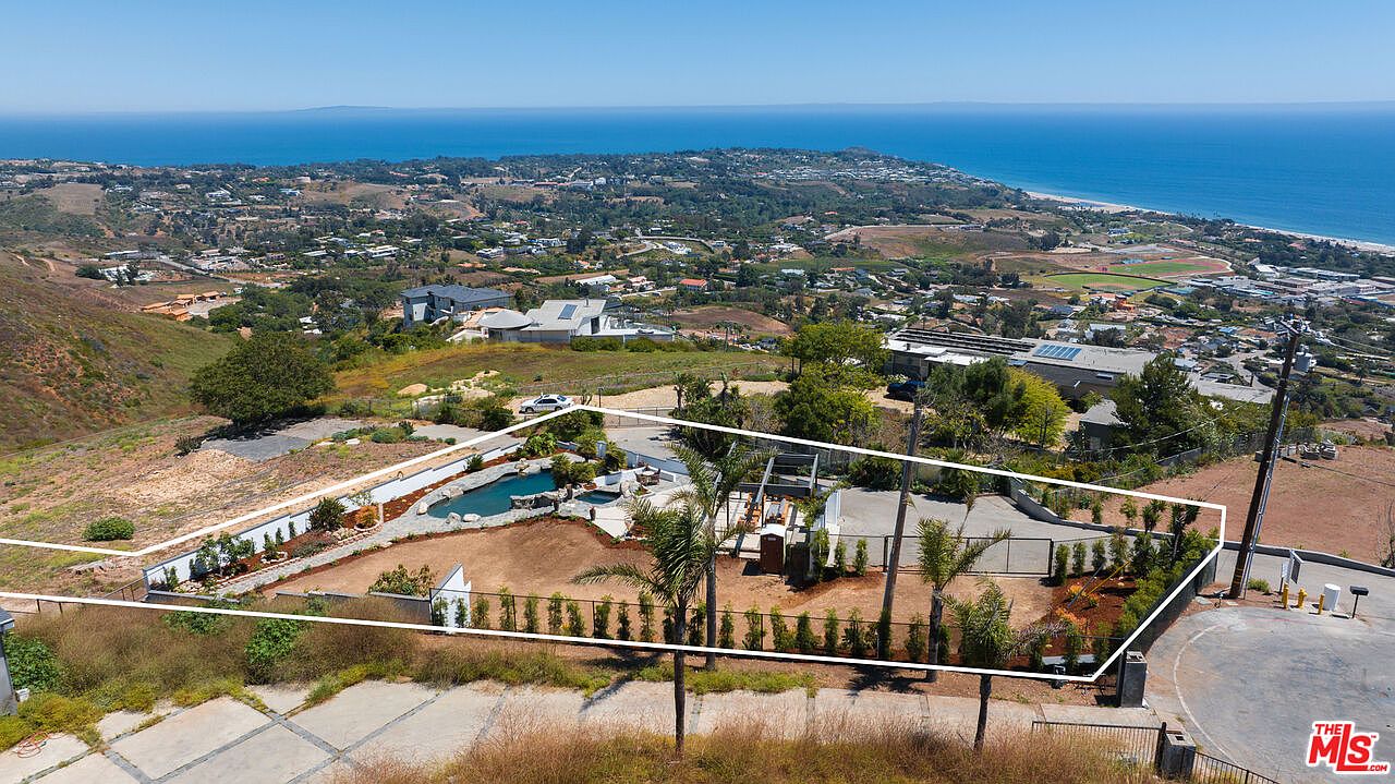 30002 Zenith Point Rd, Malibu, CA 90265 | MLS #24-378677 | Zillow