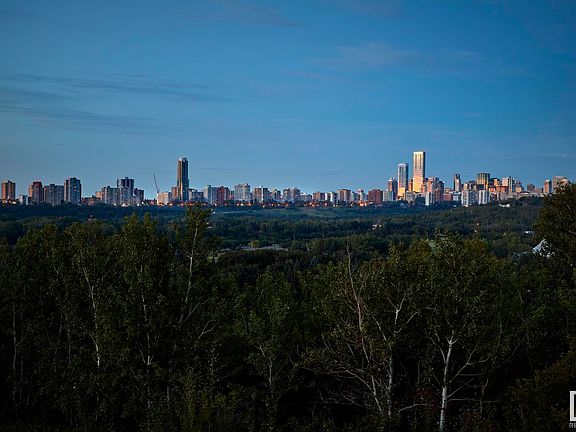 9020 Valleyview Dr NW, Edmonton, AB T5R 5T6 | MLS #E4375074 | Zillow