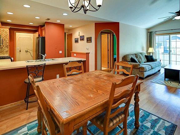 3258 Stonecreek Drive, Madison, WI 53719 | MLS #1962688 | Zillow