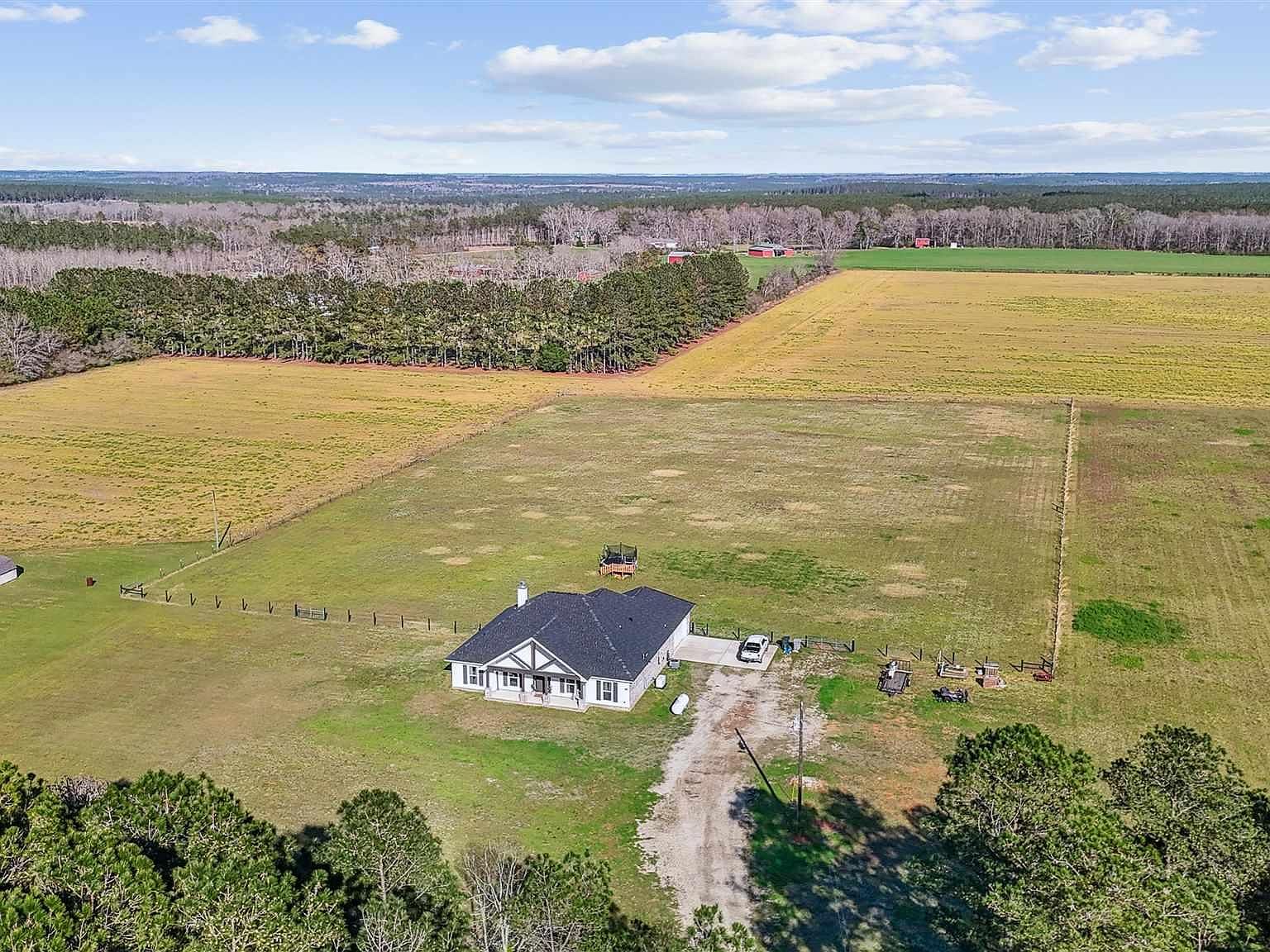 5270 Highway 97, Walnut Hill, FL 32568 | Zillow