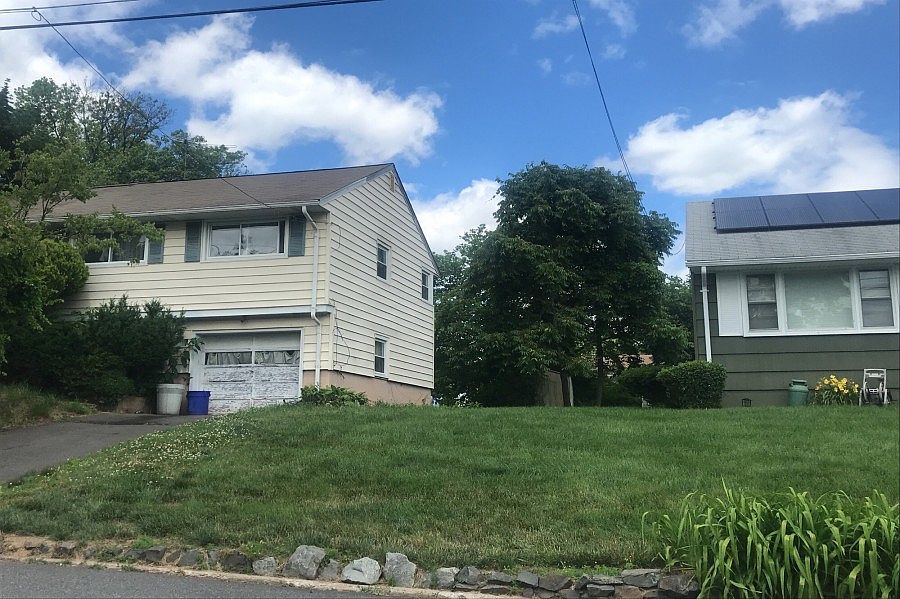 22 Fraley Dr, Somerset, NJ 08873 | Zillow