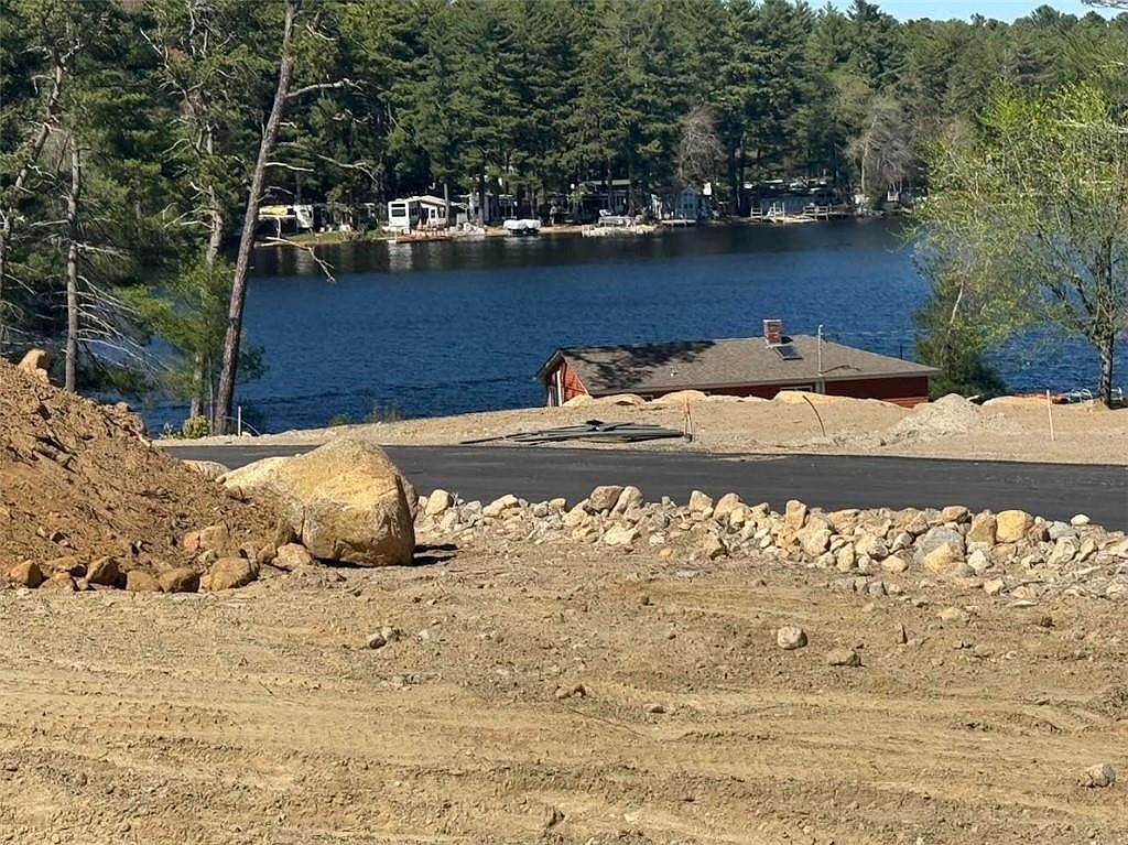 81 Sunset Lake Cir, Coventry, RI 02816 | MLS #1384348 | Zillow