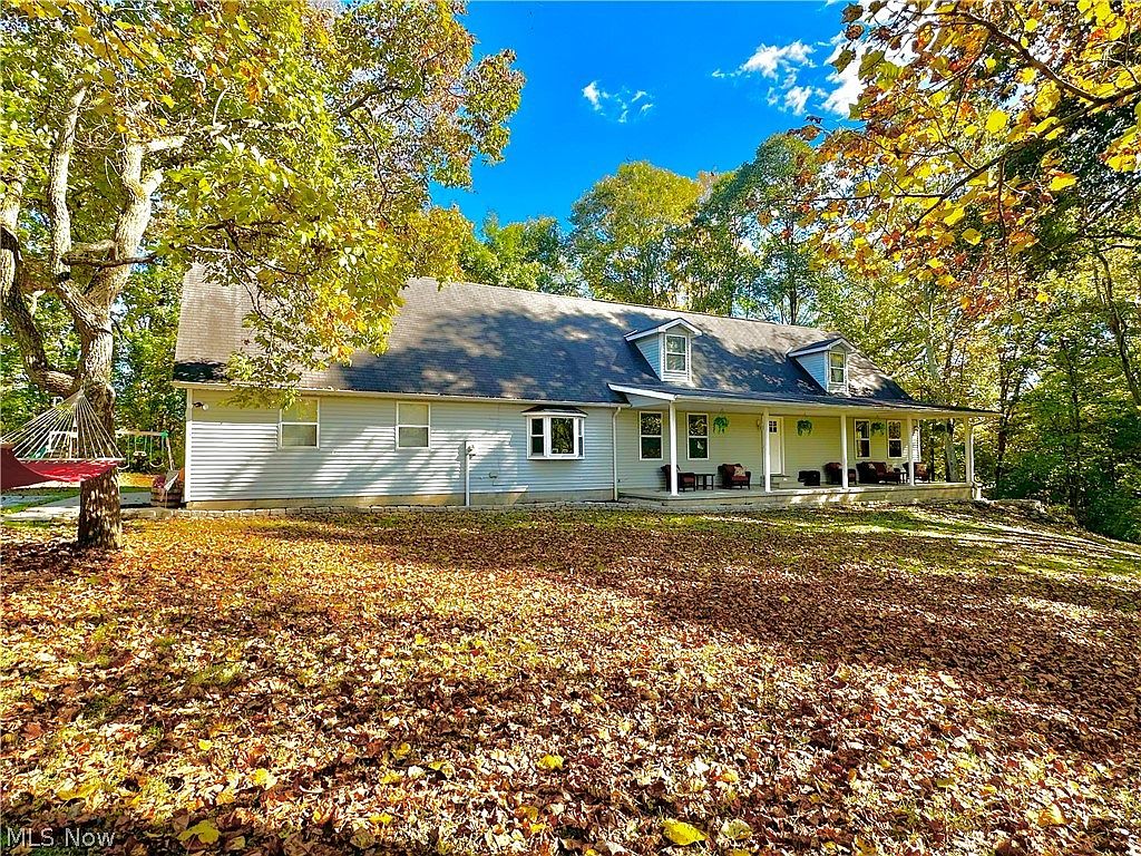 1880 Ross Rd, Little Hocking, OH 45742 | Zillow