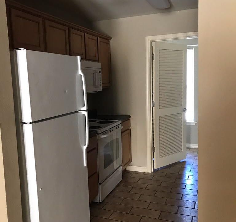 215 Toni Ln Branson, MO | Zillow