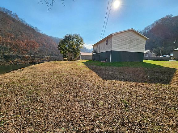 12 Boardwalk Loop, Freeburn, KY 41528 | MLS #121422 | Zillow