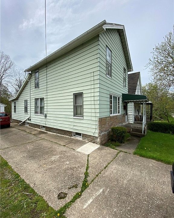 812 E 16th St, Ashtabula, OH 44004 | Zillow