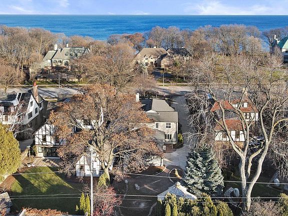 3459 North Lake DRIVE, Milwaukee, WI 53211 | MLS #1870296 | Zillow