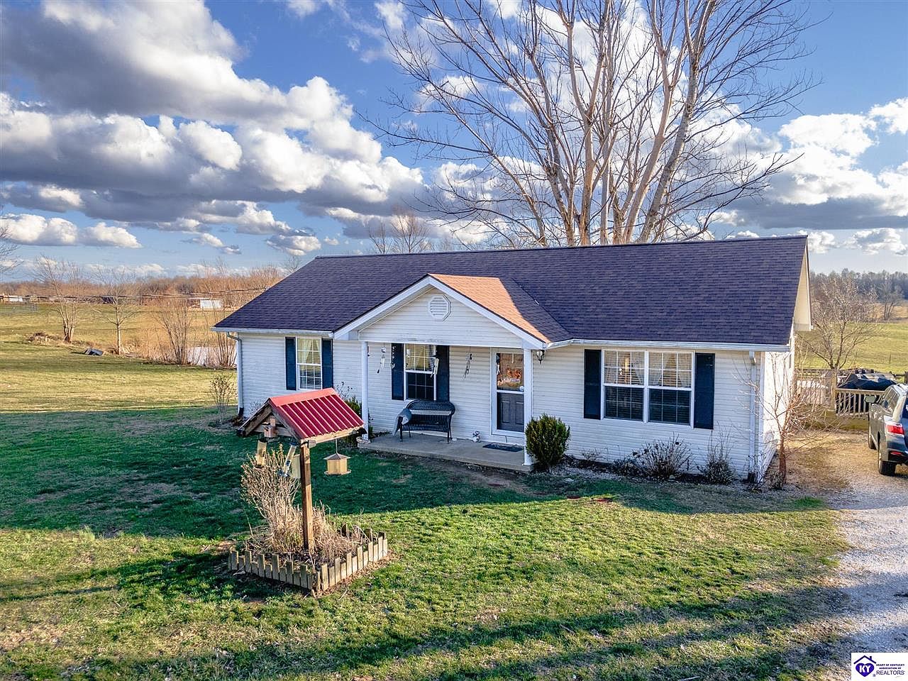 303 Logan Skaggs Rd, Hodgenville, KY 42748 | Zillow