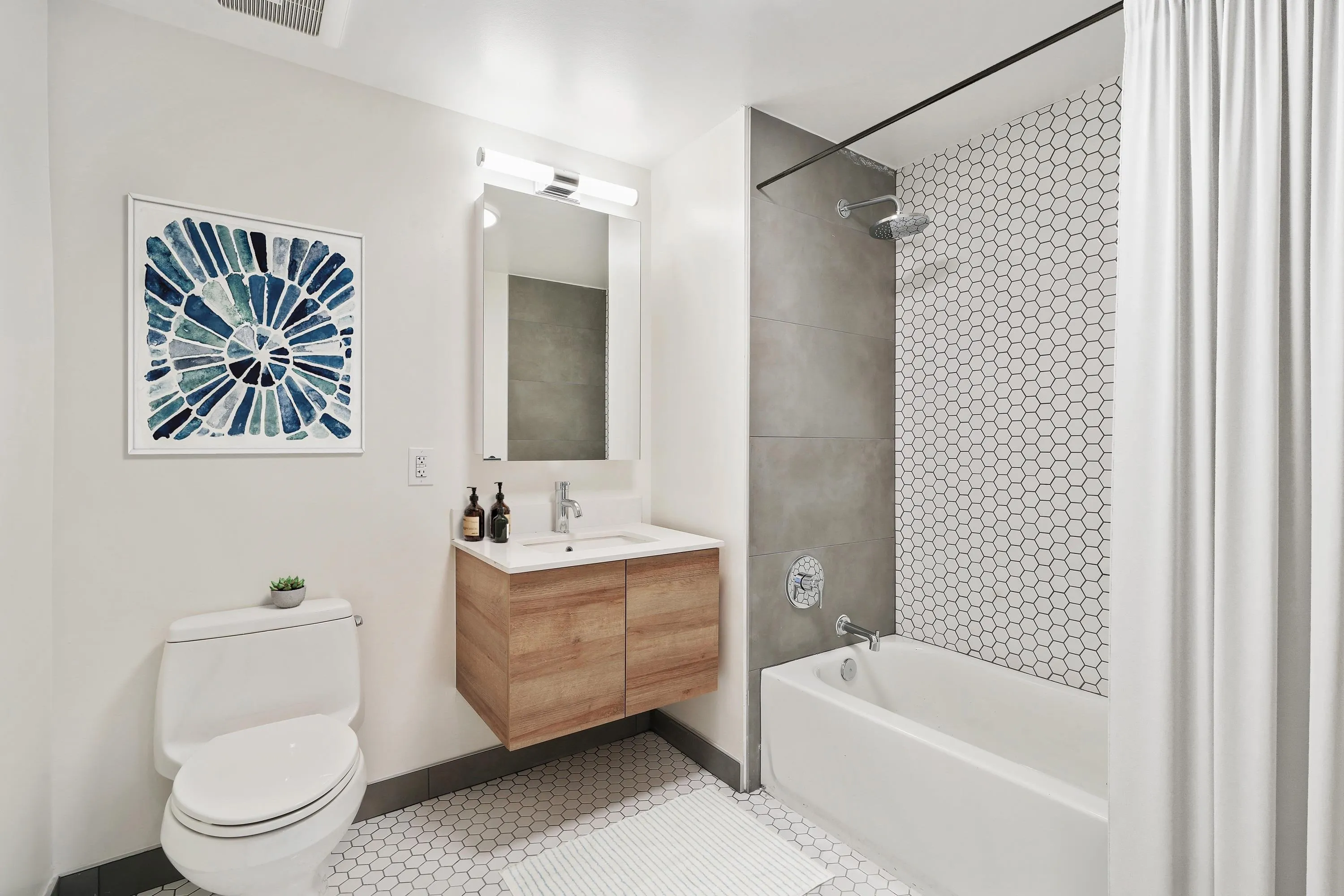 39 High Street #1 in Journal Square, New Jersey | StreetEasy