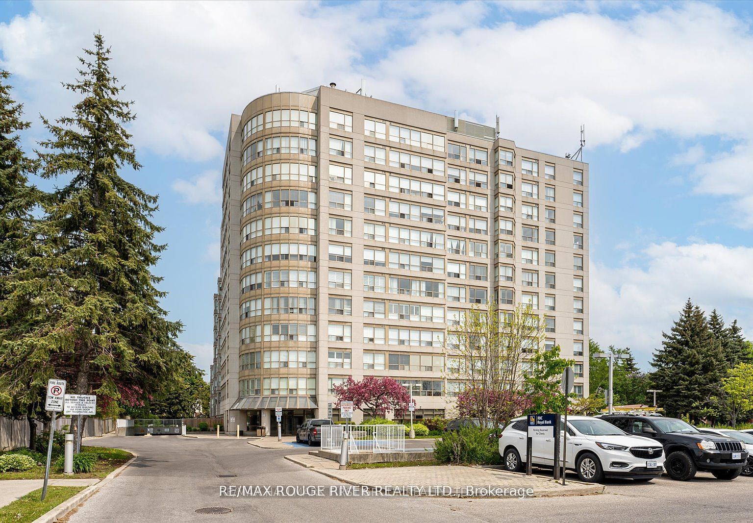 712 Rossland Rd E 608 Whitby On L1n 9e8 Mls E7345064 Zillow