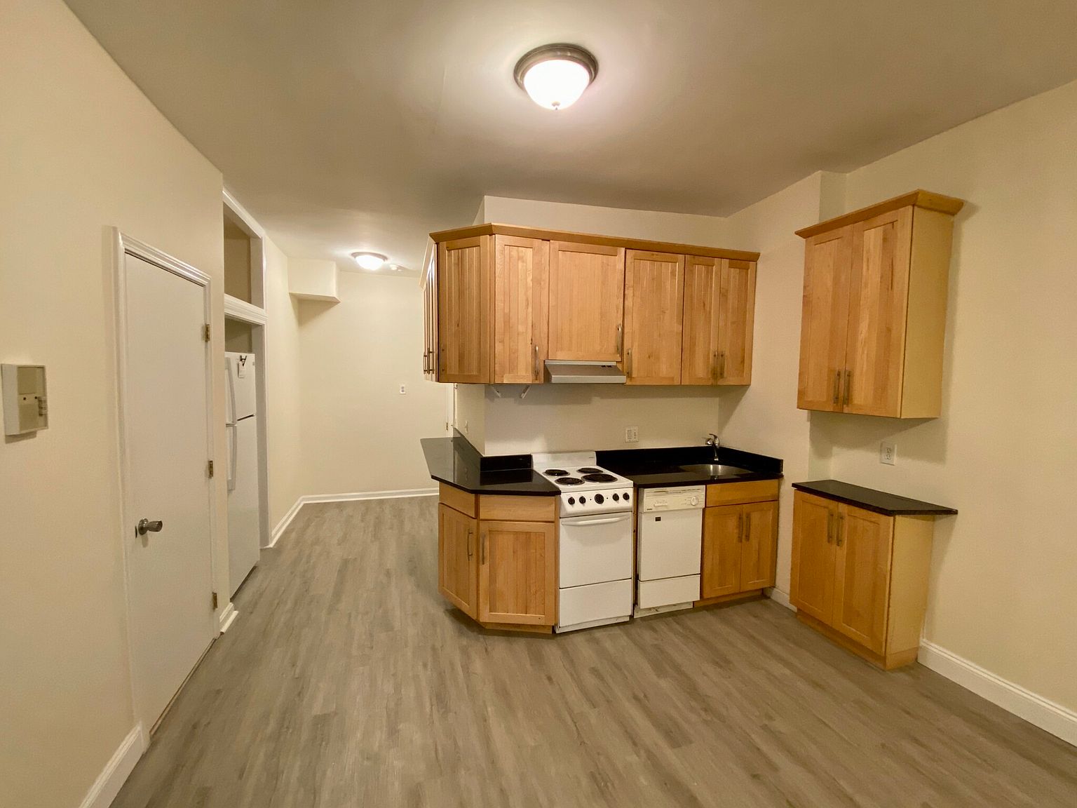 19-21 Aberdeen St UNIT 4F, Boston, MA 02215 | Zillow