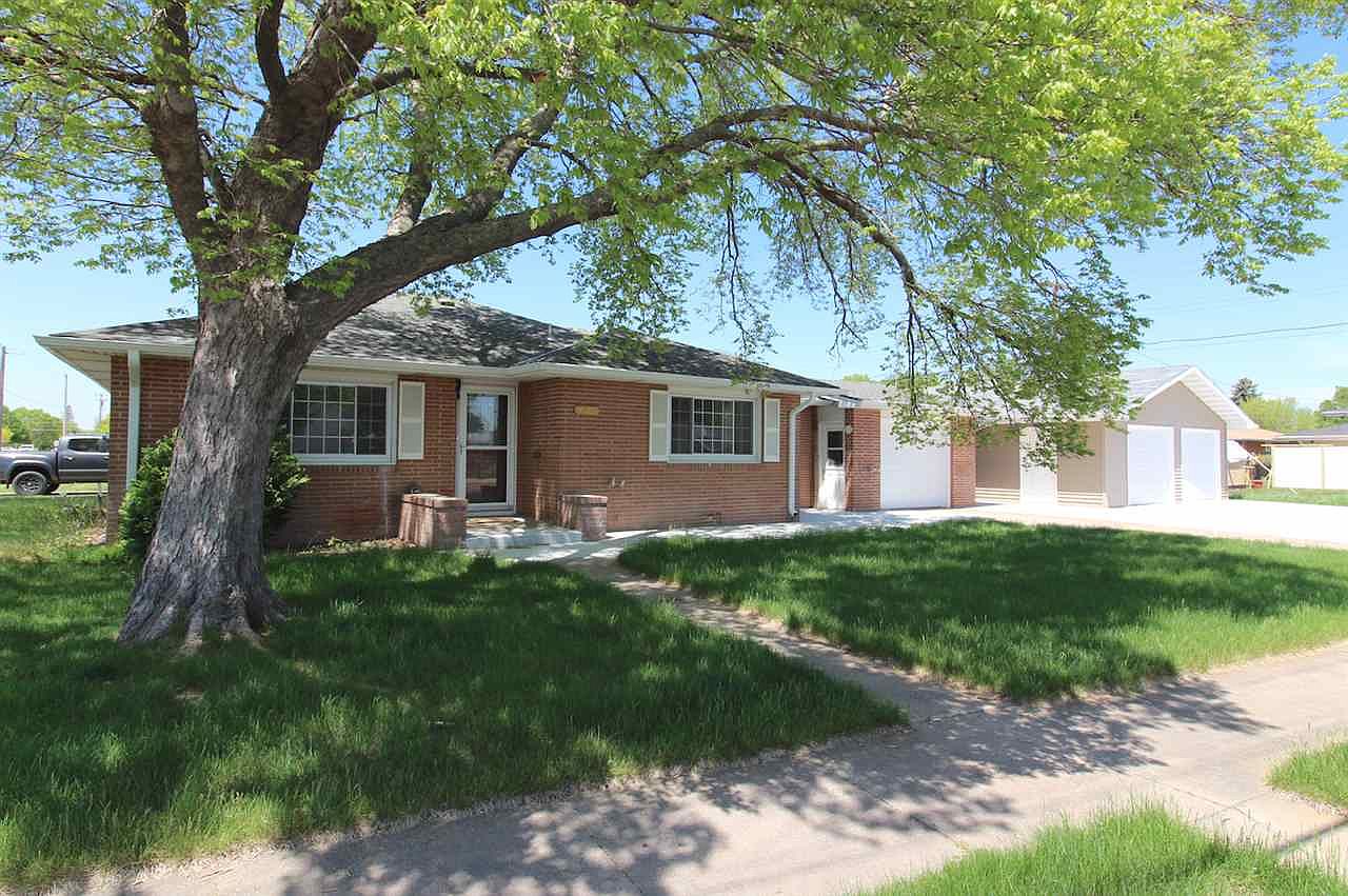 420 S Bryan Ave, North Platte, NE 69101 | Zillow