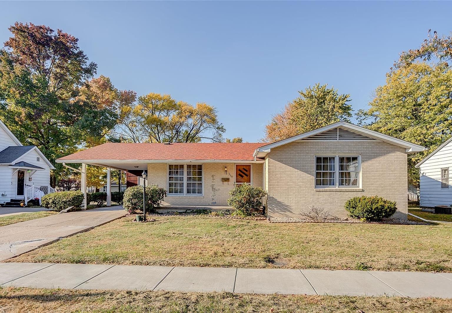 519 W Exchange St, Jerseyville, IL 62052 | Zillow