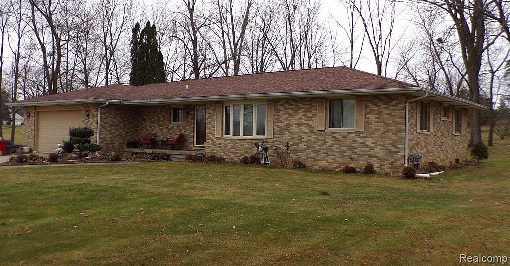 4512 E Cook Rd, Grand Blanc, MI 48439 | MLS #20230058873 | Zillow