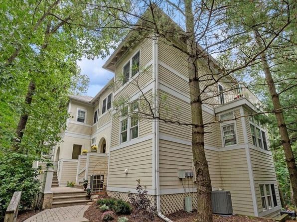 New Buffalo MI Condos & Apartments For Sale - 6 Listings | Zillow