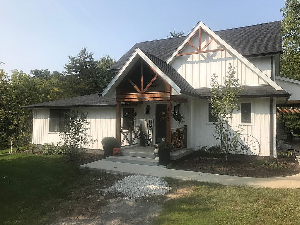 1482 N 1100th Ave, Lynn Center, IL 61262 | Zillow