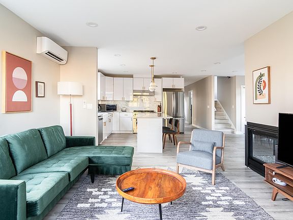 529 20th Ave #A, Seattle, WA 98122 | Zillow