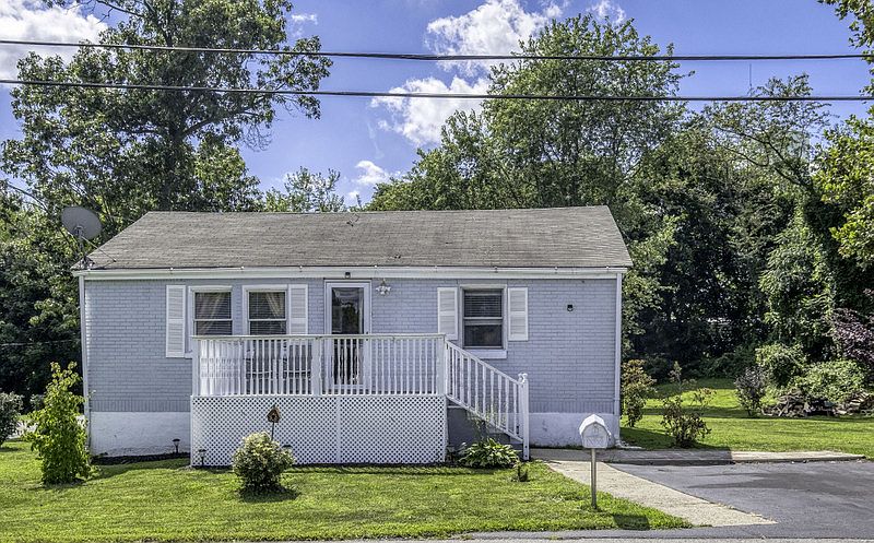 83 Clinton Ave, Port Murray, NJ 07865 | Zillow