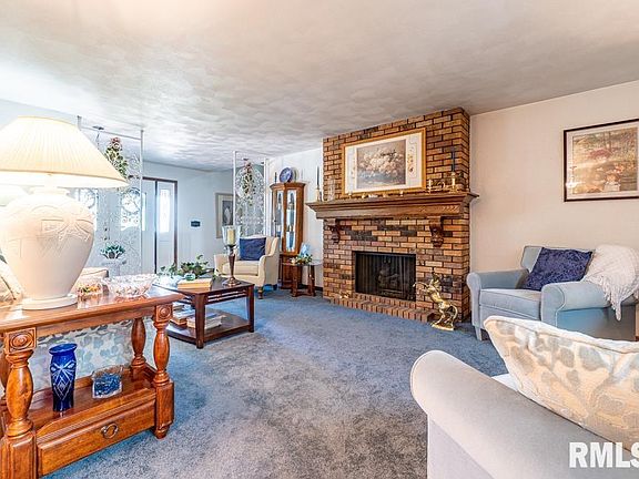 1630 Greenbriar Dr, Metamora, IL 61548 | MLS #PA1244308 | Zillow