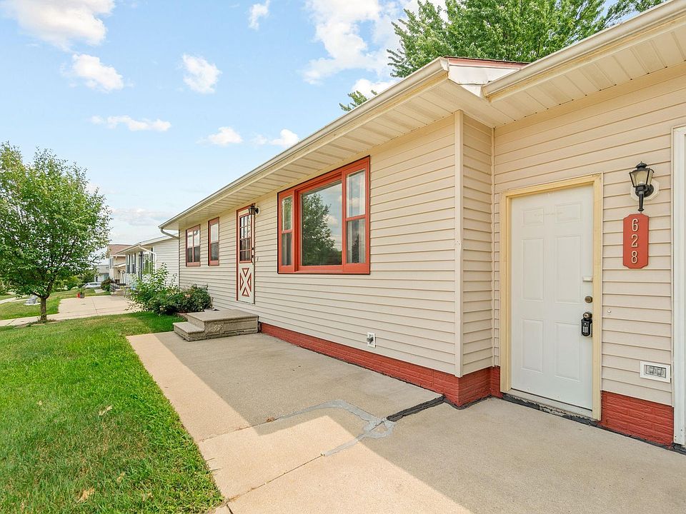 628 Sonya Dr, Waterloo, IA 50702 | Zillow