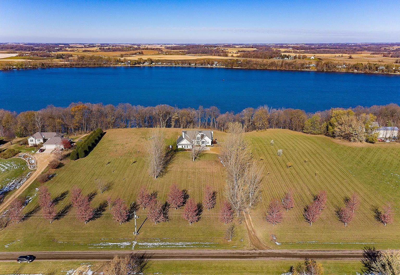 18570 Shelby Ct, Waterville, MN 56096 | Zillow