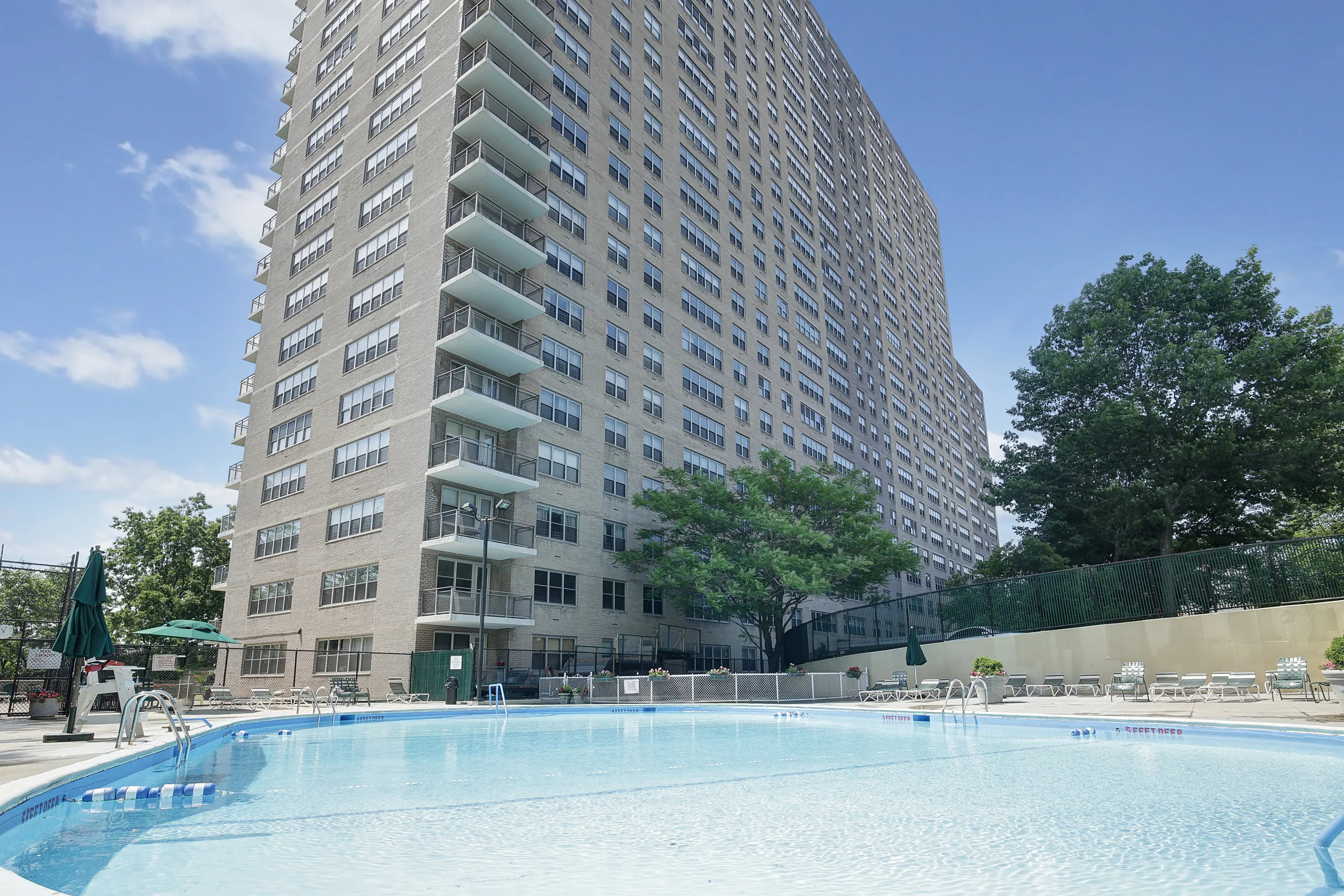555 Kappock #15T in Spuyten Duyvil, Bronx | StreetEasy