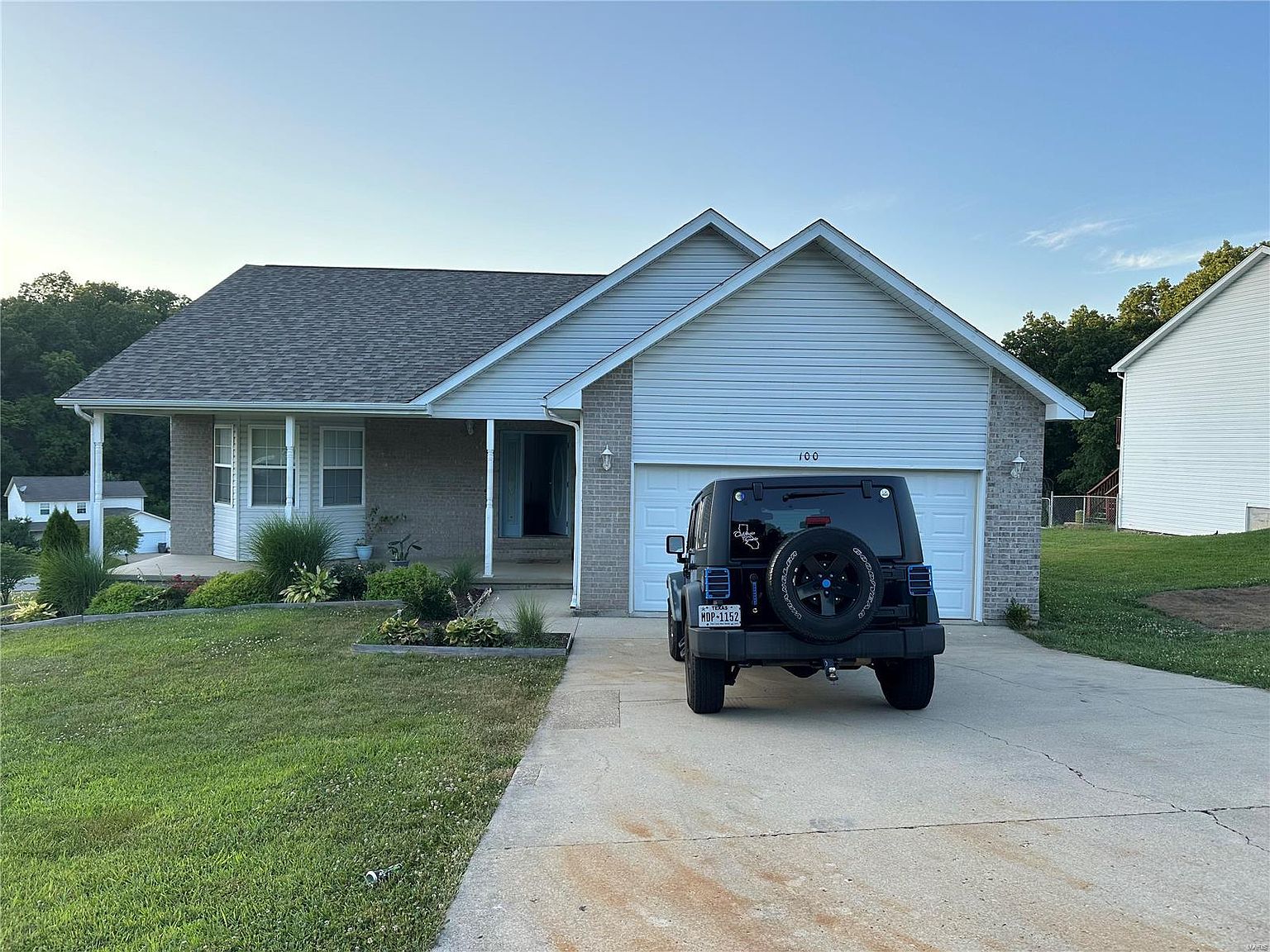 100 Birch Tree Cir, Saint Robert, MO 65584 | Zillow