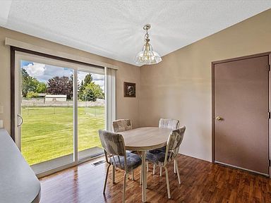 414 S Henry Rd, Greenacres, WA 99016 | Zillow