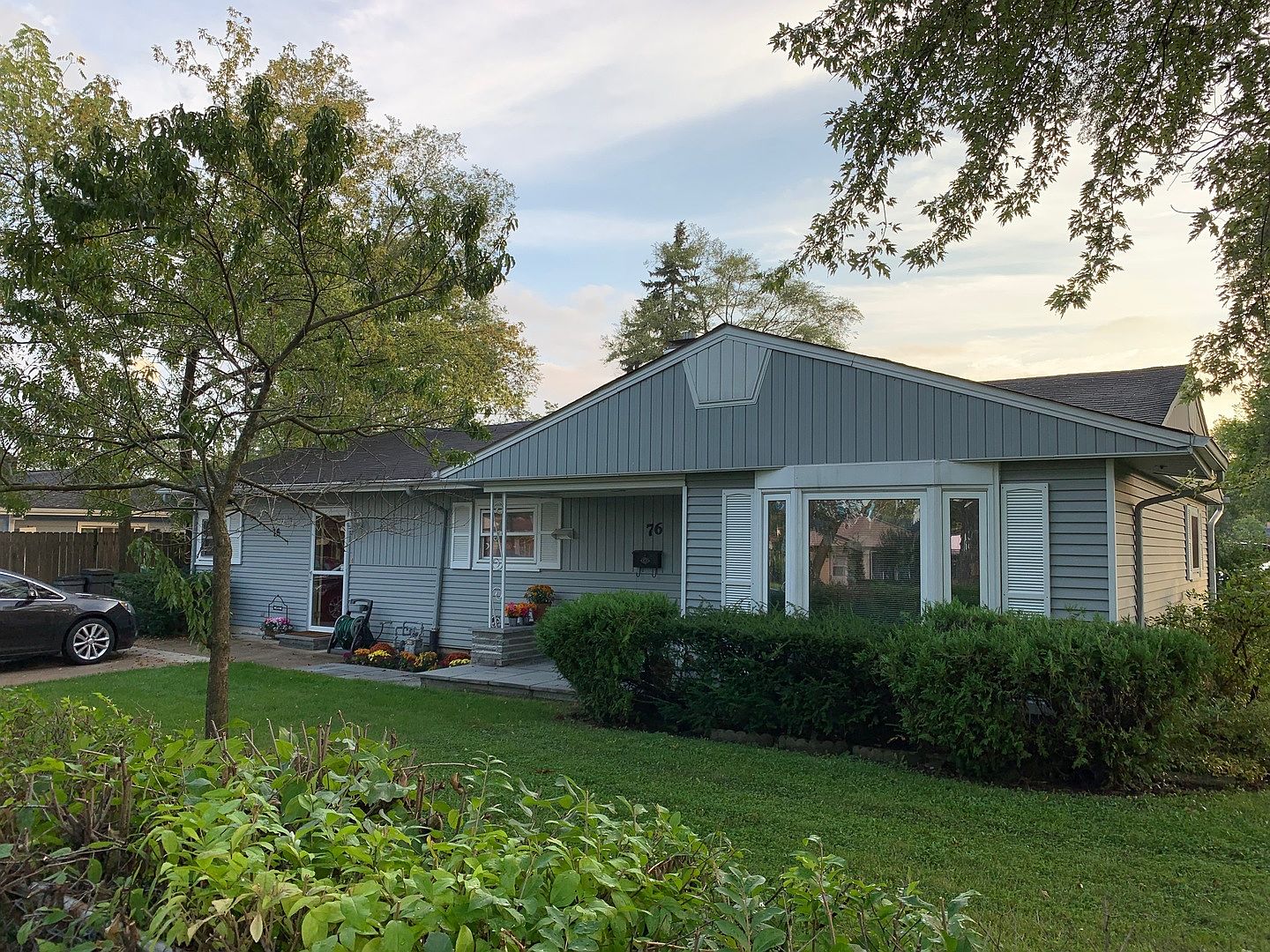 76 E Dennis Rd, Wheeling, IL 60090 | Zillow
