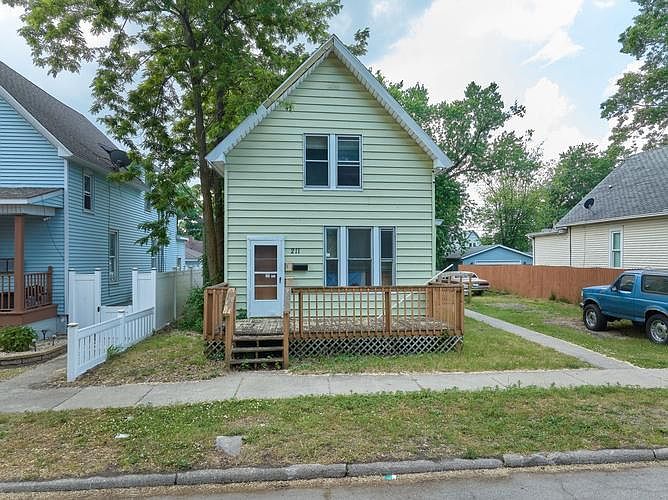 211 E Fulton St, Michigan City, IN 46360 | Zillow