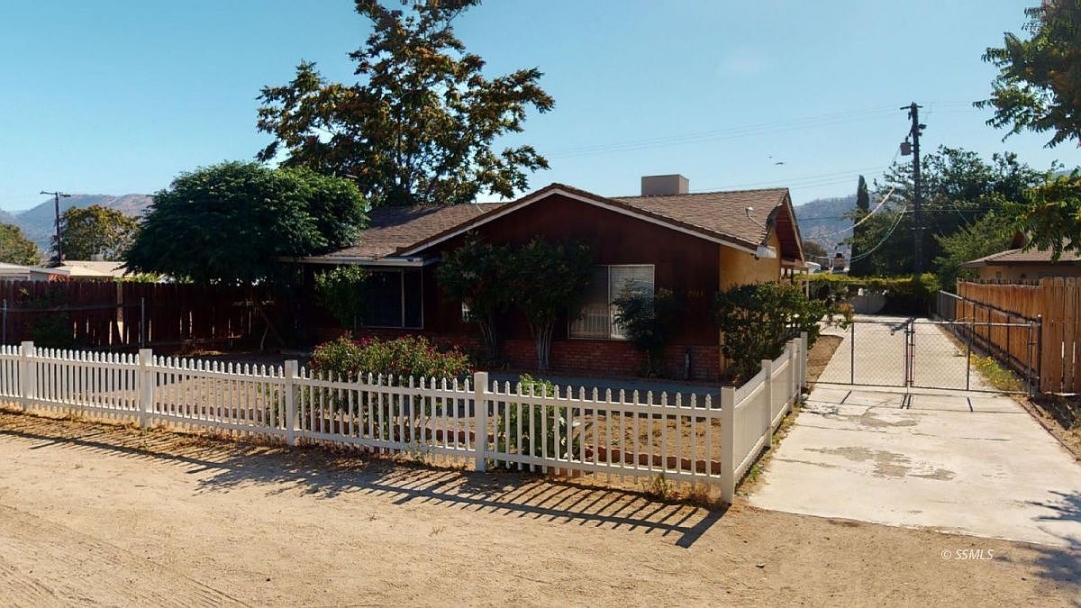 2913 Pinon St, Lake Isabella, CA 93240 | Zillow