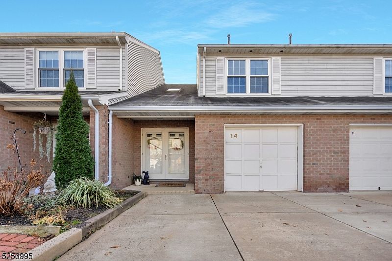 14 Lee Ct, Lebanon, NJ 08833 | Zillow