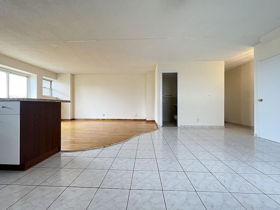 2955 Shell Rd Brooklyn NY | Zillow