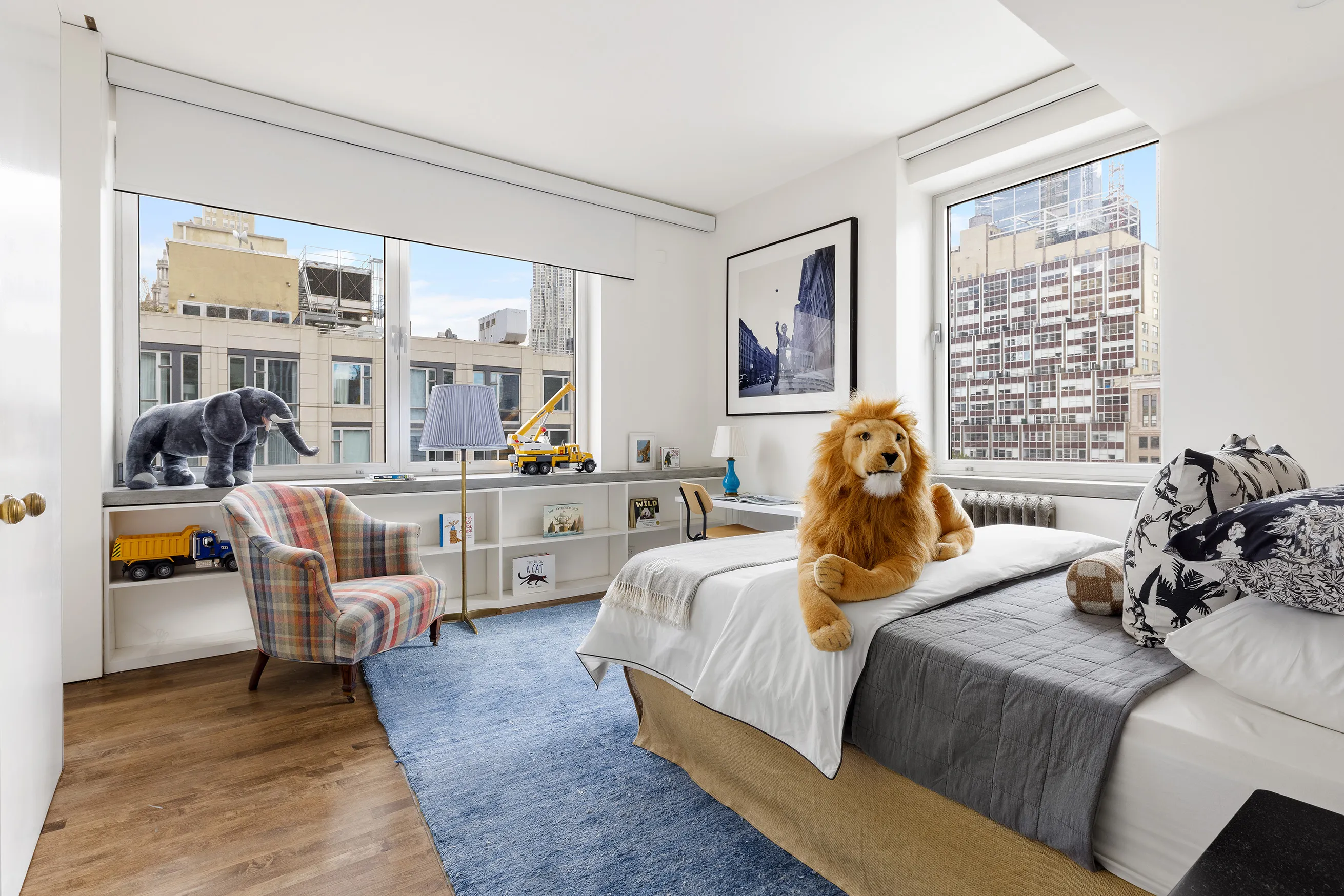 90 West Broadway #11 in Tribeca, Manhattan | StreetEasy
