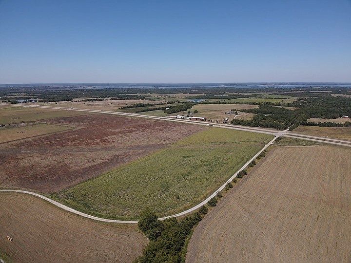 565 County Road 2979, Windom, TX 75492 | Zillow